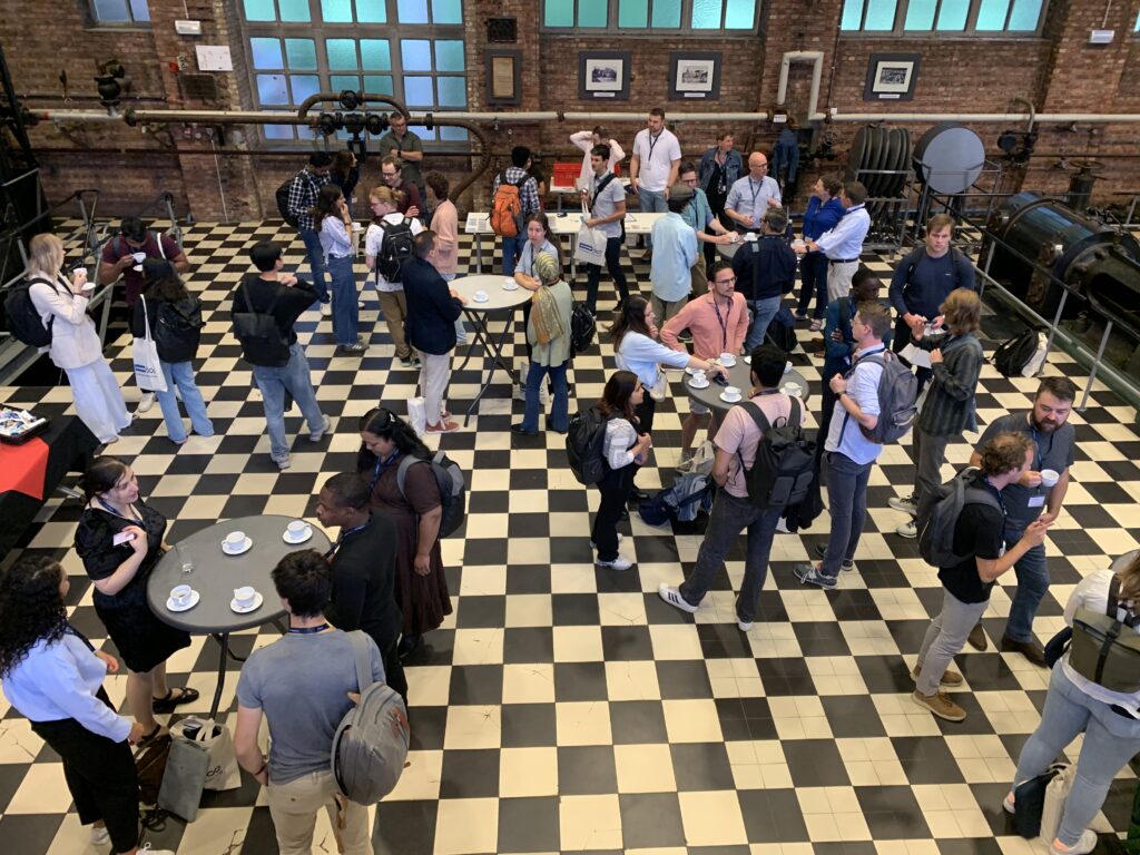 „Experimente auf das nächste Level bringen“ – Head out!